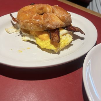 DK DINER - Updated June 2025 - 426 Photos & 480 Reviews - 1715 W 3rd ...