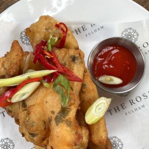 THE GRUMPY MOLE - Updated August 2025 - Brockham Green, Brockham ...