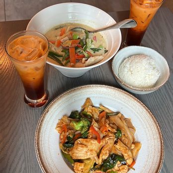 HEY THAI - Updated July 2024 - 362 Photos & 181 Reviews - 127 John St ...