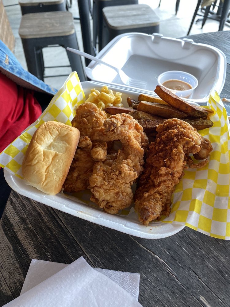 MAUI WOWIE HOT CHICKEN - 17 Photos - Kennesaw, Georgia - Food Trucks ...