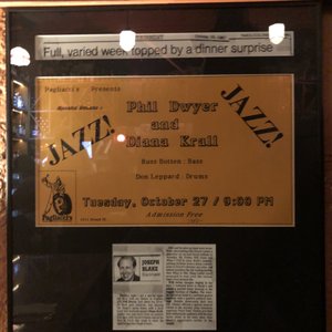 PAGLIACCI’S - 349 Photos & 554 Reviews - Seafood - 1011 Broad Street ...