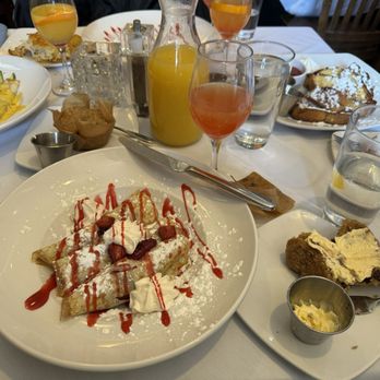 GREEN GATEAU - Updated August 2025 - 312 Photos & 353 Reviews - 330 S ...