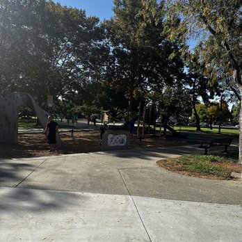 CATALDI PARK - Updated October 2025 - 240 Photos & 116 Reviews - 2900 ...