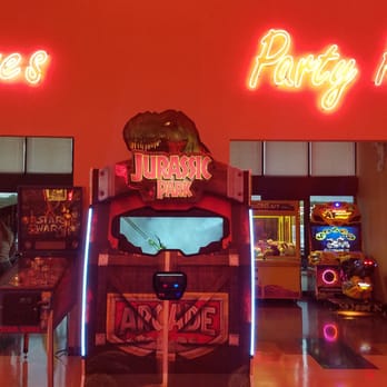 R/C KILL DEVIL HILLS MOVIES 10 - Updated June 2025 - 12 Photos & 50 ...