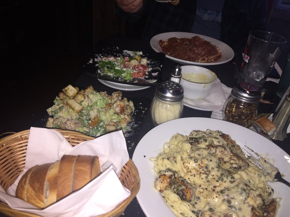 AVANTIS ITALIAN RESTAURANT & PUB - 62 Photos & 88 Reviews - 119 S Main ...