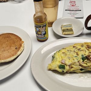 OAK TREE CAFE - Updated November 2025 - 6200 Oak Tree Blvd ...