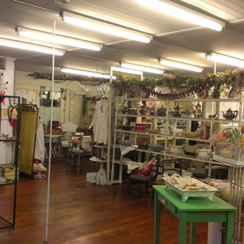 SUMMER COTTAGE ANTIQUES - Updated October 2025 - 52 Photos & 29 Reviews ...