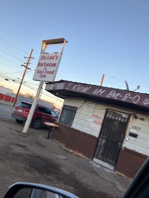 SHI LEE’S BBQ AND SOUL FOOD - Updated January 2026 - 107 Photos & 131 ...