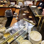 SHADY MAPLE SMORGASBORD - 1150 Photos & 1053 Reviews - 129 Toddy Dr ...