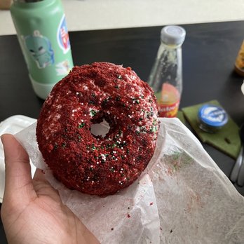 ASTRO DOUGHNUTS & FRIED CHICKEN - Updated May 2024 - 1837 Photos & 1361 ...