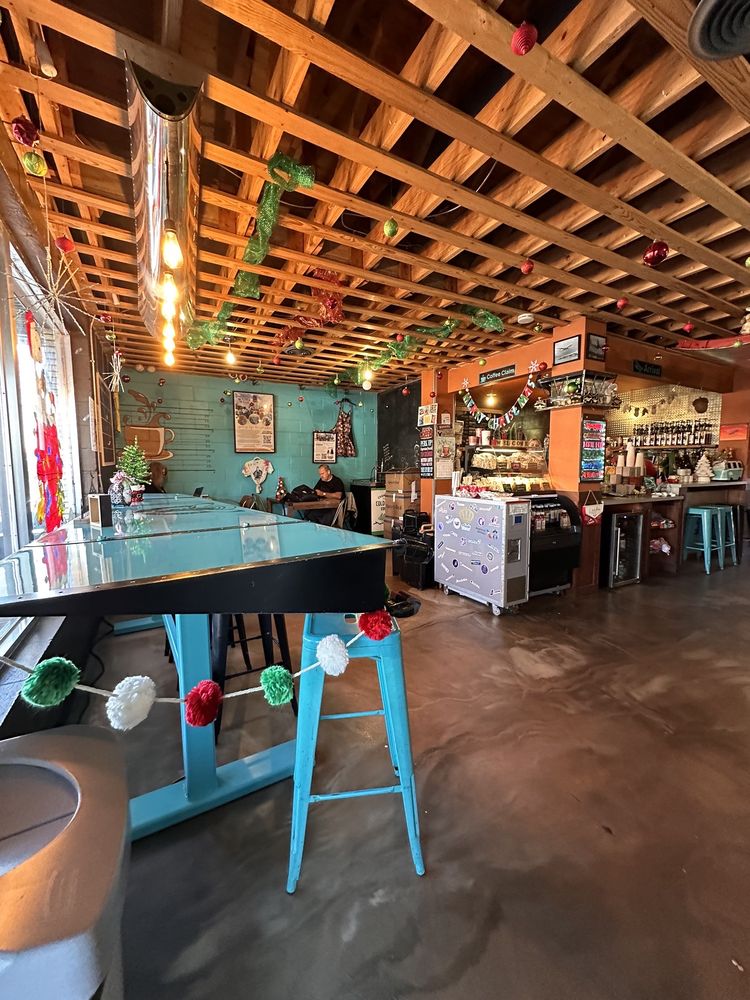 FLYING SQUIRREL COFFEE CO - Updated July 2024 - 264 Photos & 144 ...