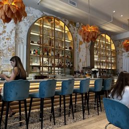 REYNA NEW YORK - Updated December 2024 - 395 Photos & 146 Reviews - 11 ...