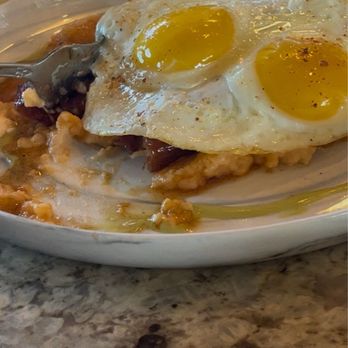 ENCINA - Updated May 2025 - 282 Photos & 142 Reviews - 614 W Davis St ...