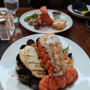 DETROIT FISH HOUSE - Updated January 2026 - 246 Photos & 235 Reviews ...