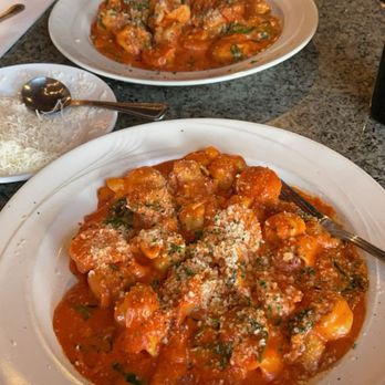 LUCREZIA ITALIAN RISTORANTE - Updated July 2024 - 132 Photos & 226 ...