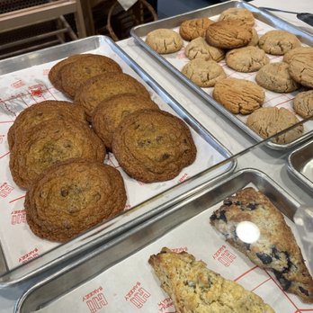 HI BAKERY - Updated September 2024 - 318 Photos & 109 Reviews - 2037 E ...