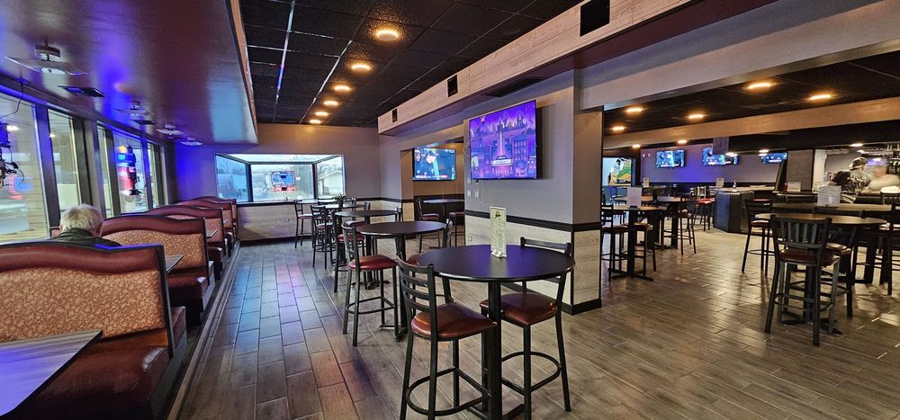 FLANAGAN’S SPORTS BAR & RESTAURANT - Updated October 2025 - 158 Photos ...