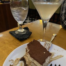 PERRONE’S RESTAURANT AND BAR - Updated July 2025 - 140 Photos & 157 ...