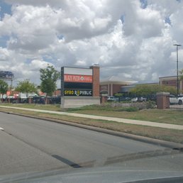 GYRO REPUBLIC - Updated October 2025 - 78 Photos & 62 Reviews - 7459 ...