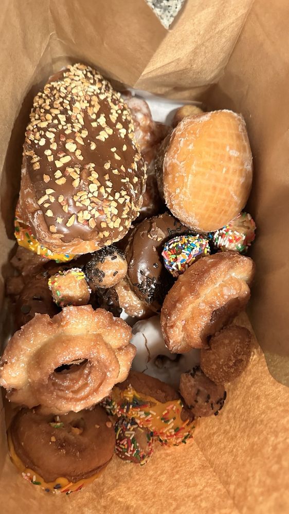 ANGEL FOOD DONUT - Updated October 2025 - 49 Photos & 44 Reviews - 9530 ...