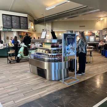 ST PETE-CLEARWATER INTERNATIONAL AIRPORT - PIE - Updated October 2025 ...