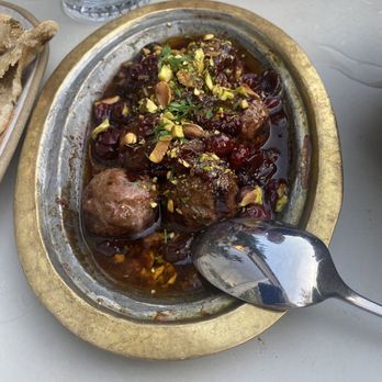 HUDA - Updated August 2025 - 76 Photos & 31 Reviews - 312 Leonard St ...