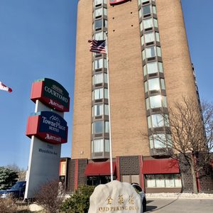 COURTYARD BY MARRIOTT TORONTO NORTHEAST/MARKHAM - Updated March 2025 ...