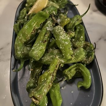 GUGU ROOM - Updated June 2024 - 379 Photos & 120 Reviews - 143 Orchard ...