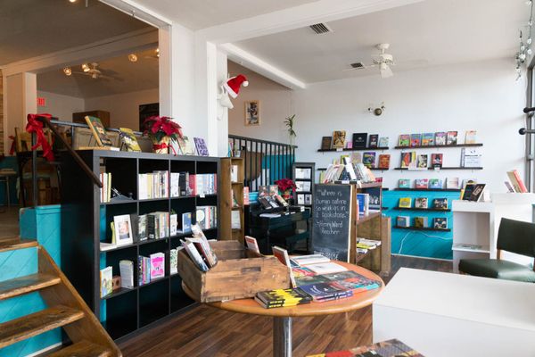 THIRD HOUSE BOOKS - Updated January 2026 - 21 Photos - 400 NW 10th Ave ...
