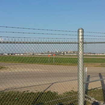 MSP AIRCRAFT VIEWING AREA - Updated November 2025 - 12 Photos - Cargo ...