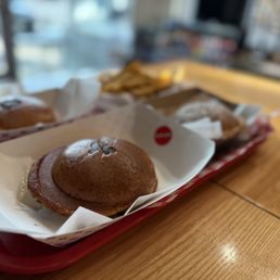 SPINNING BUNS - Updated July 2025 - 117 Photos & 62 Reviews - 1200 ...