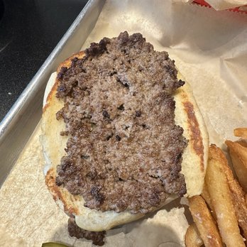 TILT - Updated December 2025 - 17 Photos - 118 Brady St, Allegan ...