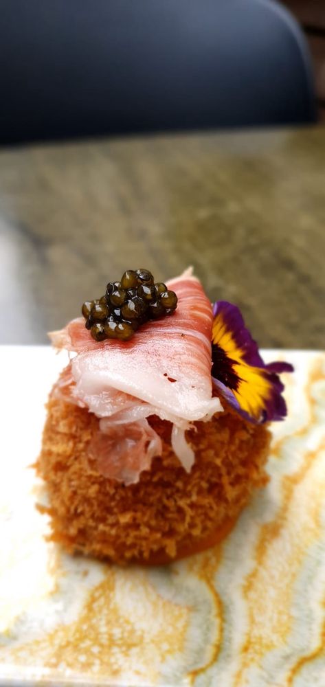 LA PERLA - Updated December 2025 - 92 Photos & 19 Reviews - 12A N ...