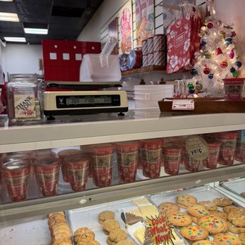 THE COOKIE CORNER - Updated January 2026 - 321 Photos & 159 Reviews ...