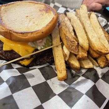 OLD DOMINION DOGGERY & BURGER SHOPPE - Updated March 2026 - 110 Photos ...