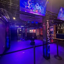 HIGH 5 AUSTIN - Updated July 2025 - 103 Photos & 134 Reviews - 2700 W ...