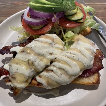 BARNYARD CRAFTHOUSE & EATERY - Updated September 2024 - 338 Photos ...