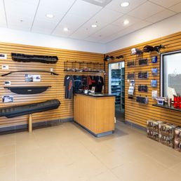 THOMPSONS GMC - Updated December 2025 - 166 Photos & 260 Reviews - 55 ...