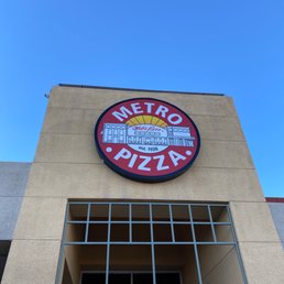 METRO PIZZA - Updated December 2024 - 747 Photos & 452 Reviews - 4001 S ...