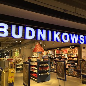 BUDNIKOWSKY - Updated September 2024 - Neuer Kamp 31, Hamburg, Germany ...