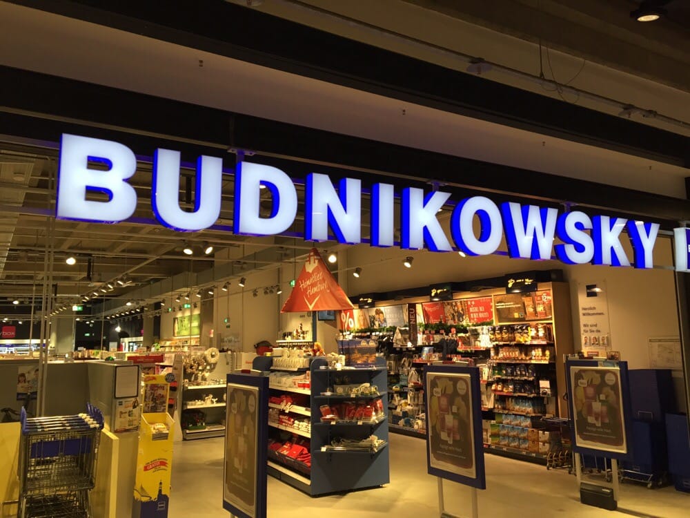 BUDNIKOWSKY - Updated September 2024 - Neuer Kamp 31, Hamburg, Germany ...