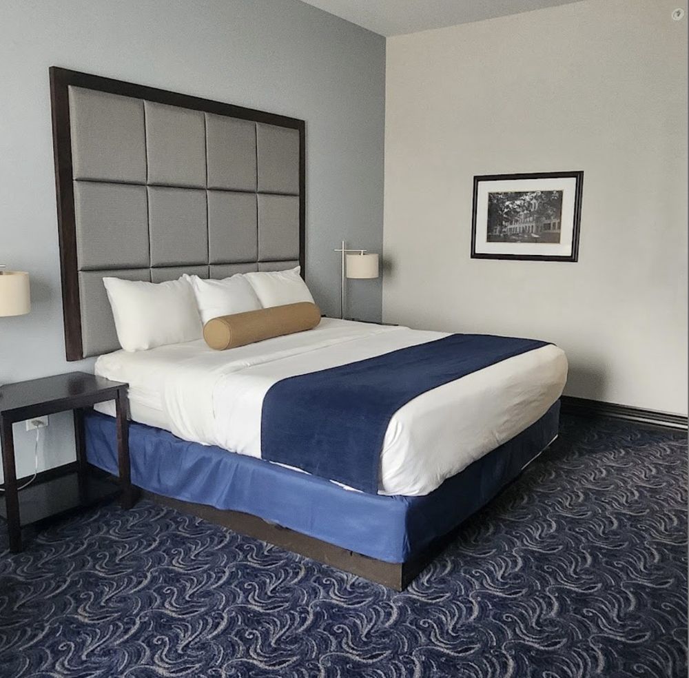 KENT STATE UNIVERSITY HOTEL & CONFERENCE CENTER - Updated May 2026 - 29 ...