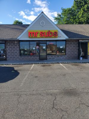MR SUBS - Updated May 2025 - 79 Photos & 69 Reviews - 1831 Paterson Ave ...