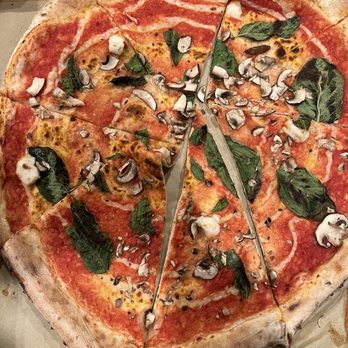 INIZIO PIZZA NAPOLETANA - Updated December 2024 - 493 Photos & 688 ...