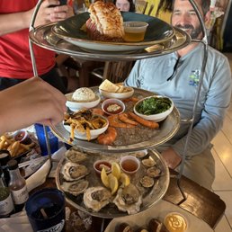 ALONZO’S OYSTER BAR - 935 Photos & 852 Reviews - 700 Front St, Key West ...