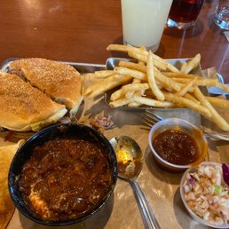 BLACK DOG SMOKE & ALE HOUSE - Updated July 2025 - 359 Photos & 600 ...