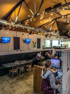 7 DOGS BREWPUB - Updated December 2025 - 97 Photos & 112 Reviews - 360 ...