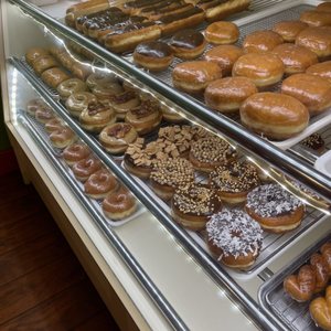 DONUTOPIA - 112 Photos & 119 Reviews - 2563 Sunset Dr, San Angelo ...