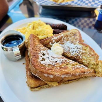 GILLESPIE FIELD CAFE - Updated October 2025 - 293 Photos & 324 Reviews ...