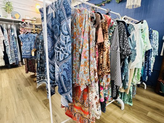 SECOND HAND LIONS - Updated October 2025 - 69 Photos - 2885 SE US 1 ...